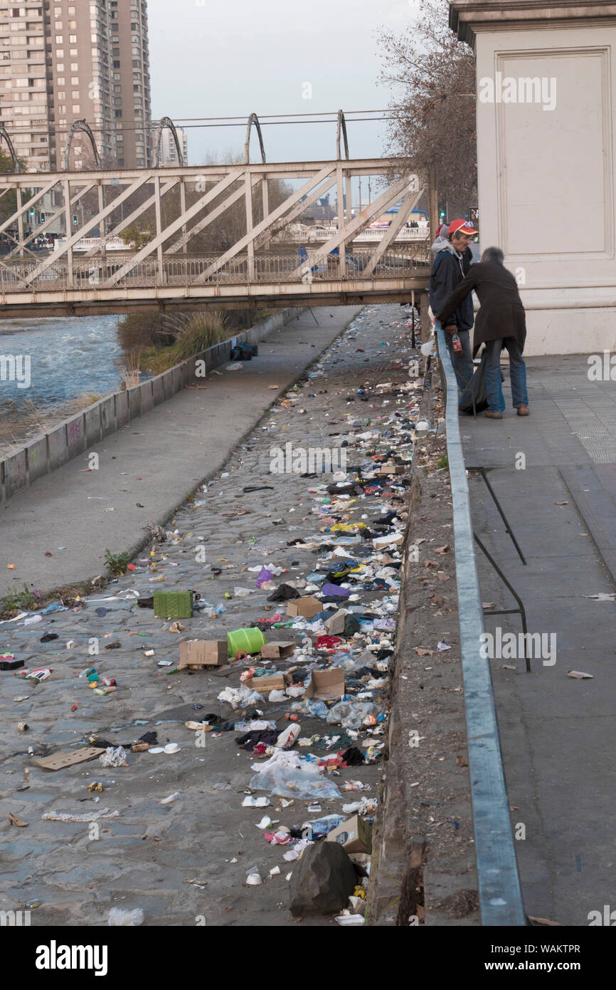 Garbage pollution river hi-res stock photography and images - Alamy