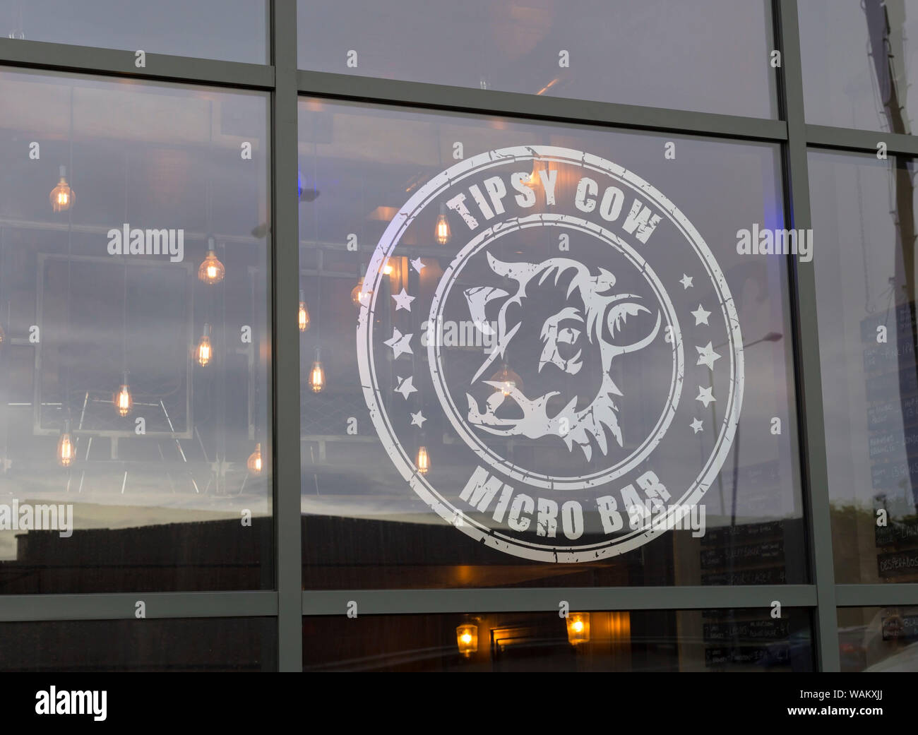 Micro bar hi-res stock photography and images - Alamy