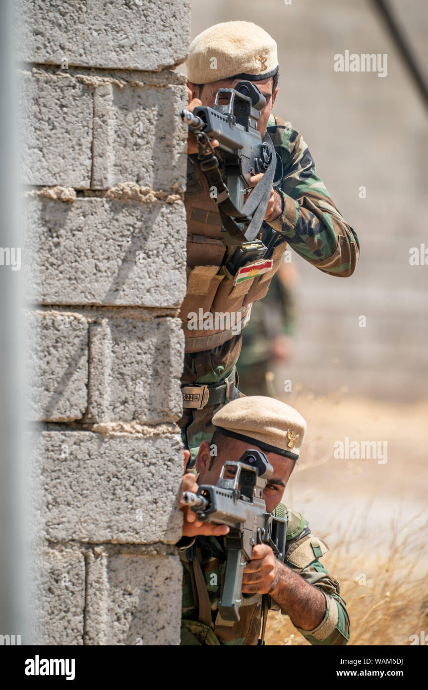 Erbil, Iraq. 21st Aug, 2019. On the military training area in Bnaslawa ...