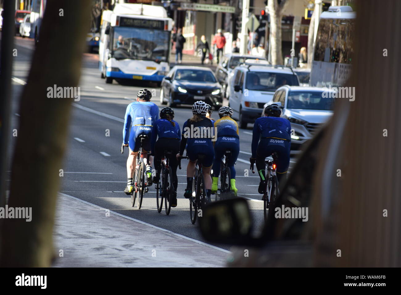 Sydney cycling hi-res stock photography and images - Alamy