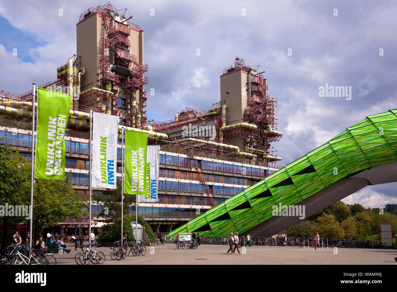 Uniklinik RWTH Aachen, University Hospital, ramp of the heliport ...