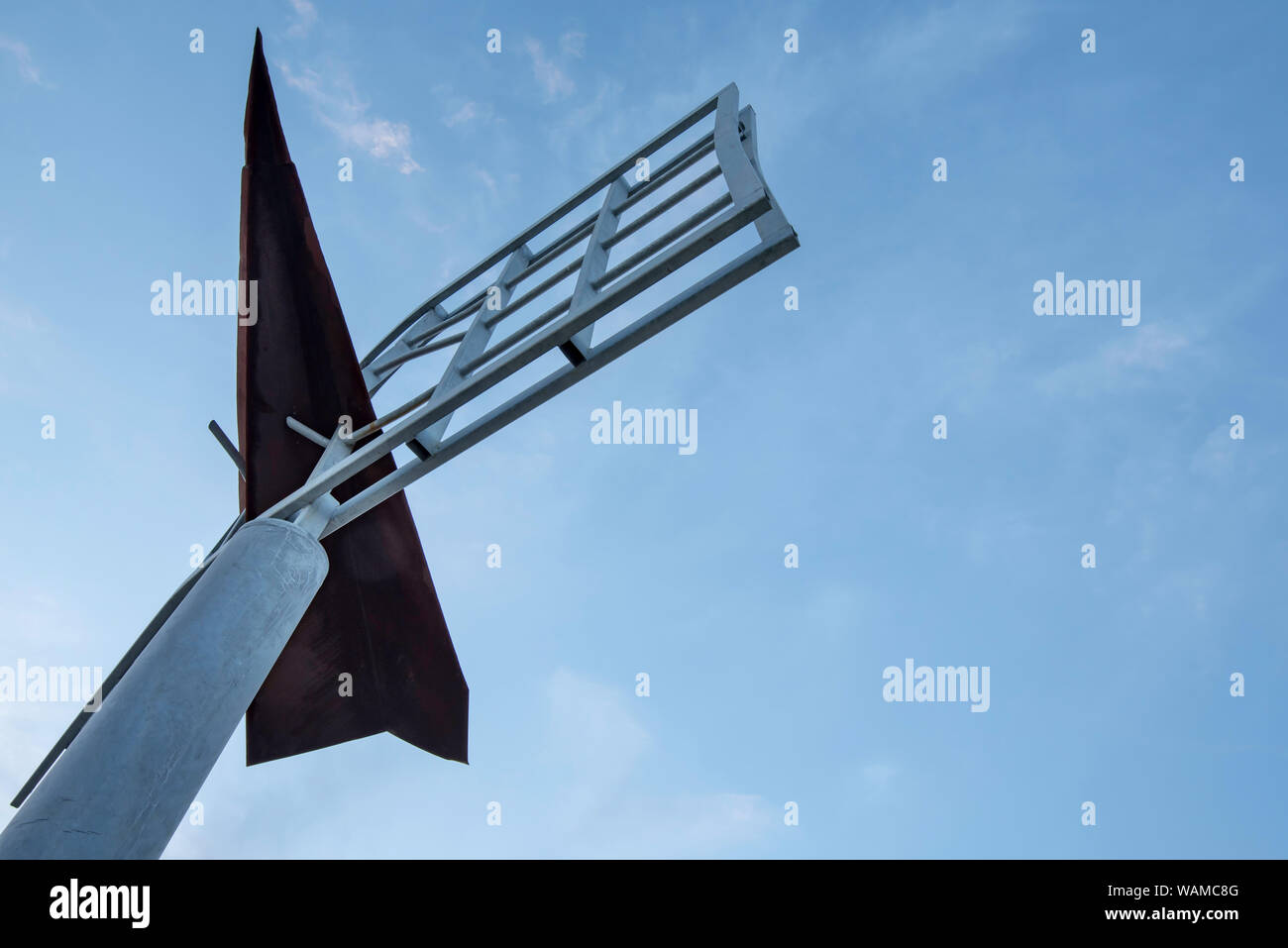 A sculpture titled 'Signed' by Jonathan Leahey at 20th Sculpture by the ...