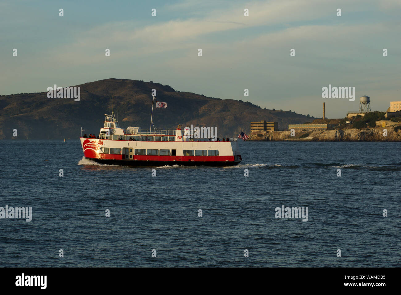 Alcatraz tour boat hi-res stock photography and images - Alamy