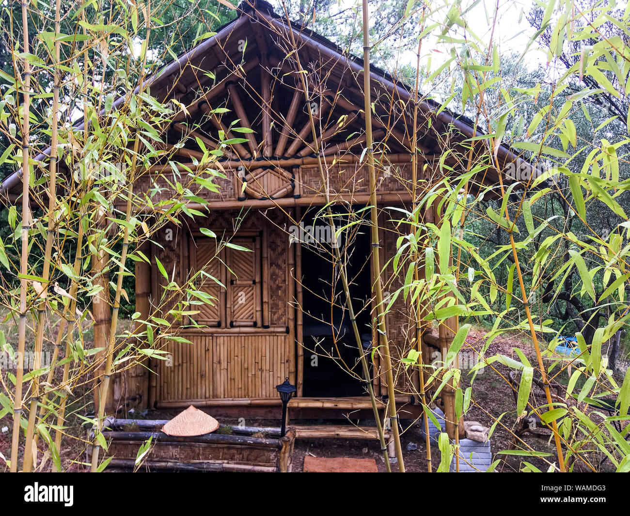 Philippine hut hi-res stock photography and images - Alamy