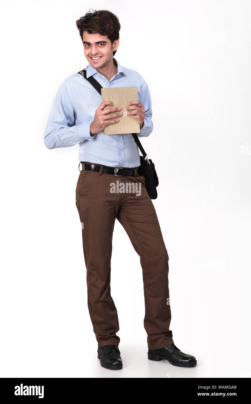 Student standing out class hi-res stock photography and images - Alamy