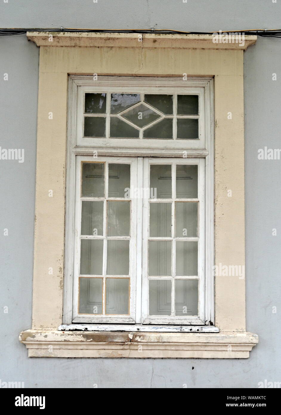 Window of old buildings at the University of Coimbra Stock Photo - Alamy
