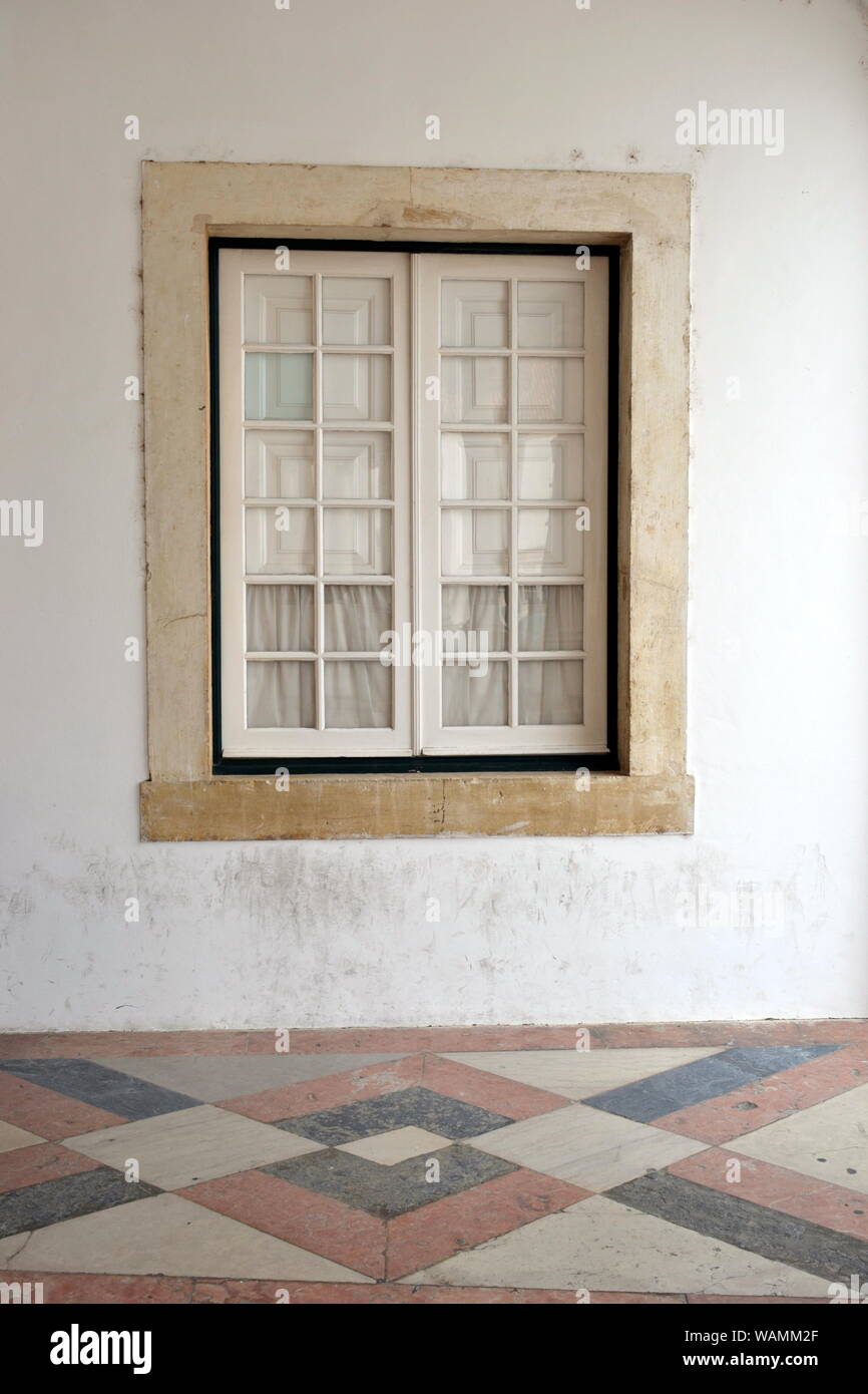 Window of old buildings at the University of Coimbra Stock Photo - Alamy