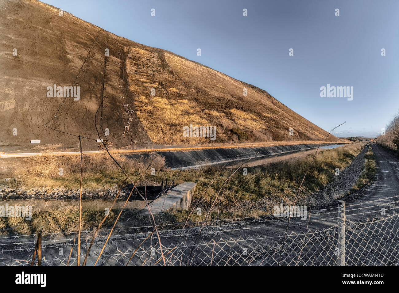 Mine mining desert hi-res stock photography and images - Alamy