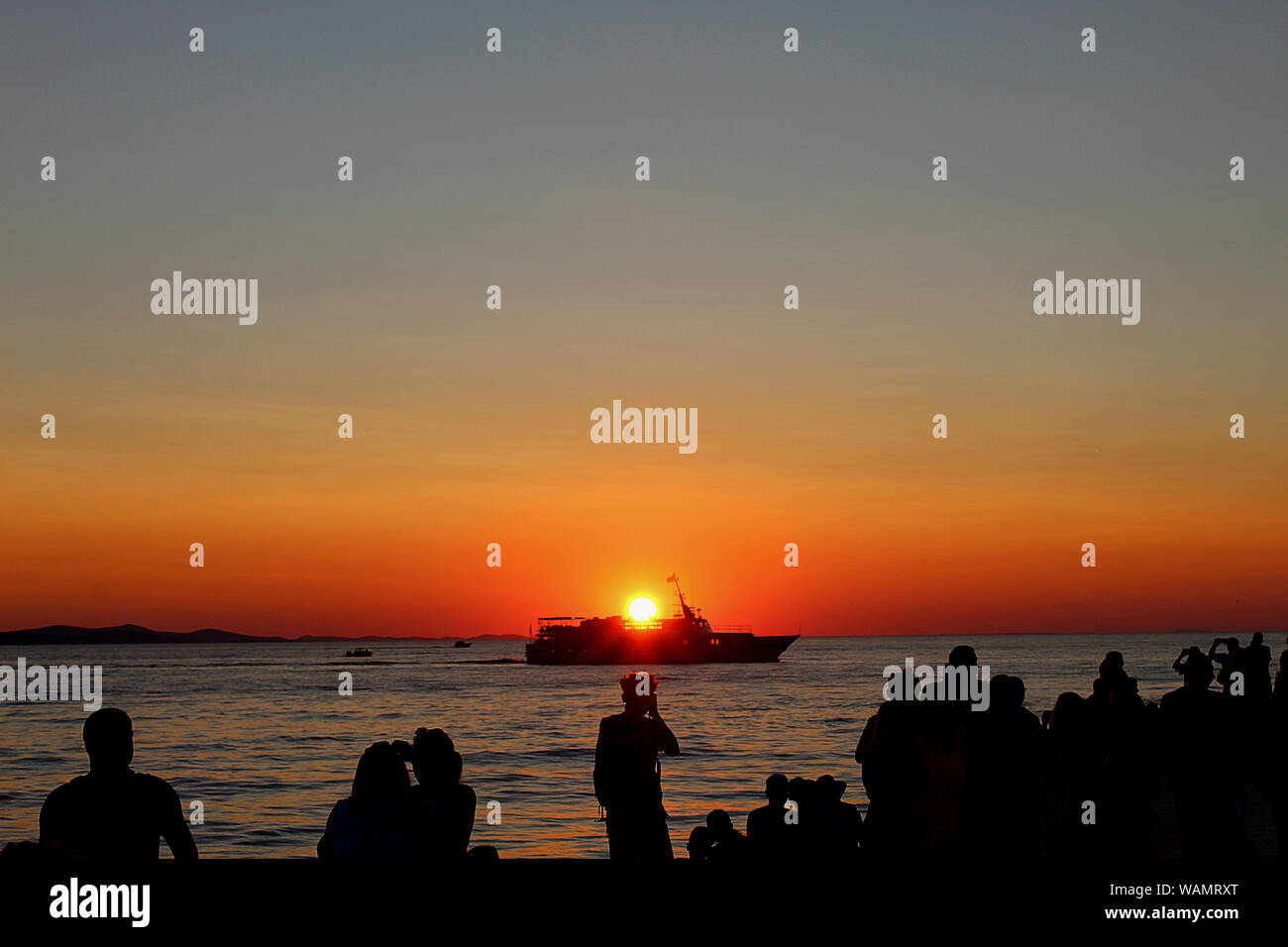 Croatia sunset sun hi-res stock photography and images - Alamy