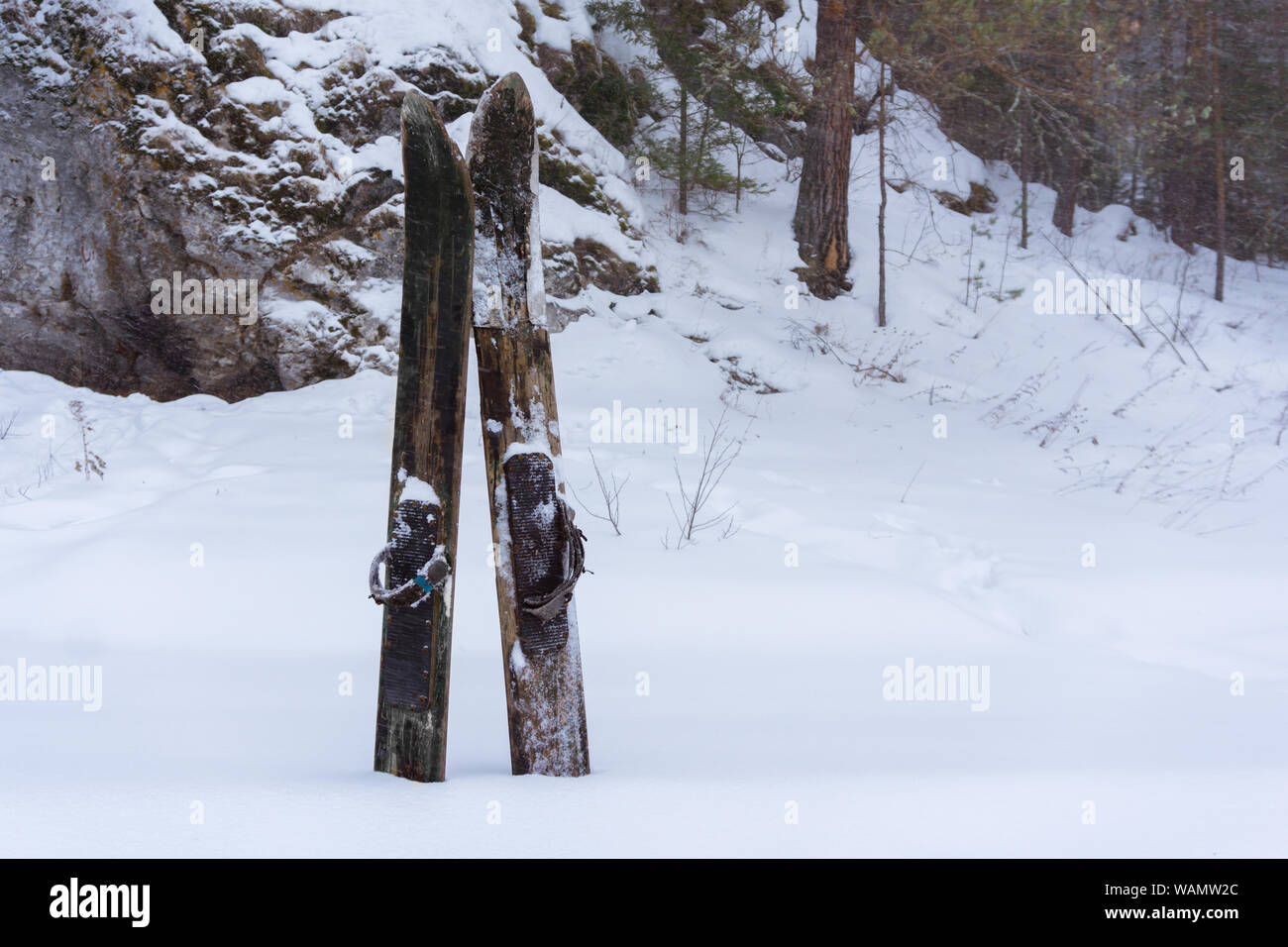 Artisanal snowshoes hi-res stock photography and images - Alamy