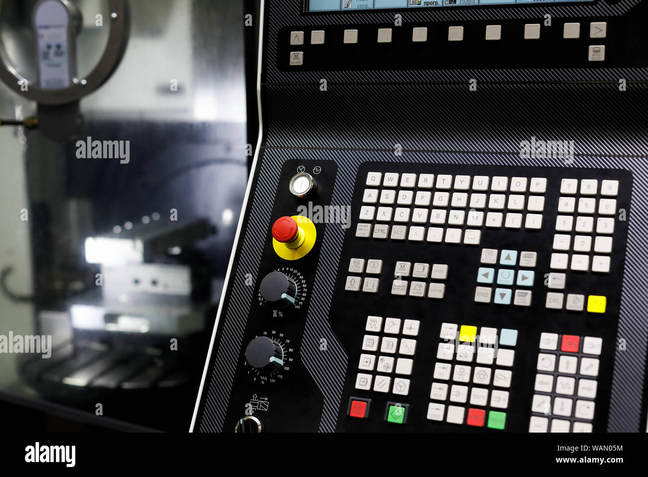 Multi axis cnc hi-res stock photography and images - Alamy