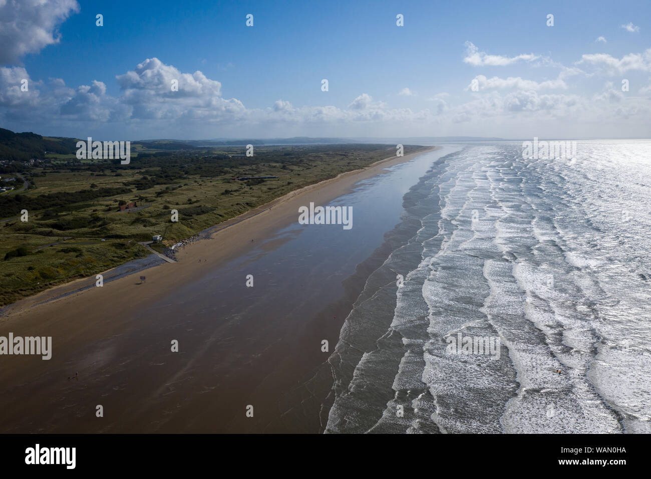 Pendine beach hi-res stock photography and images - Alamy