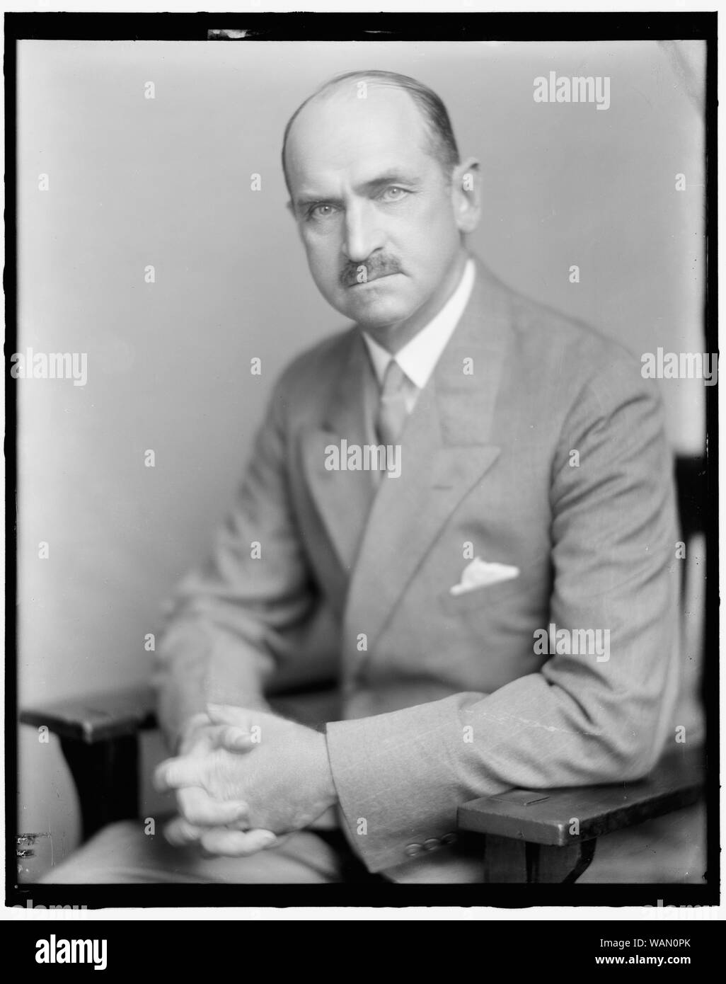 Glenn curtis hi-res stock photography and images - Alamy