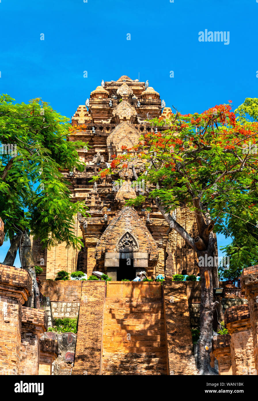 Cham architecture hi-res stock photography and images - Alamy