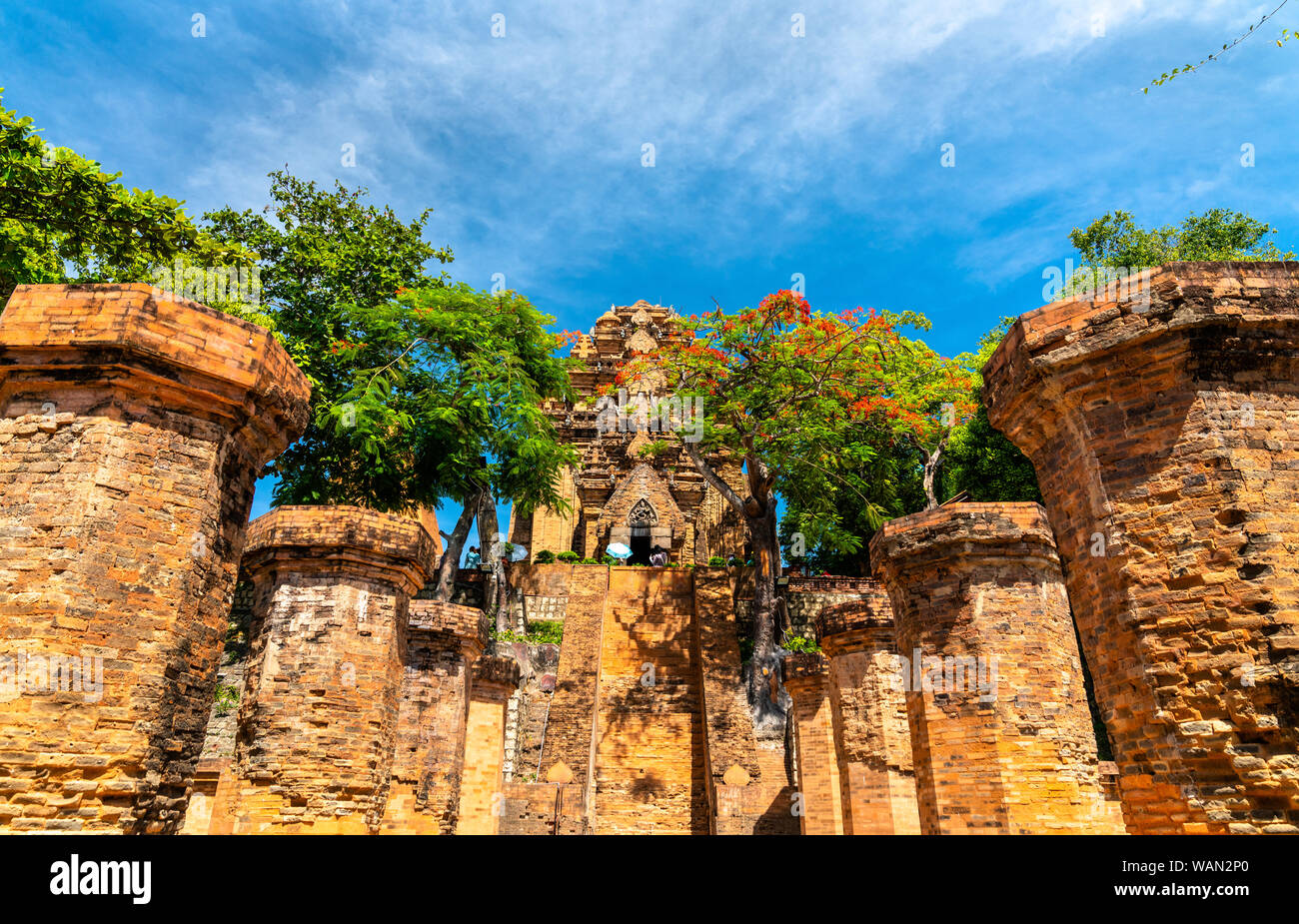 Cham architecture hi-res stock photography and images - Alamy