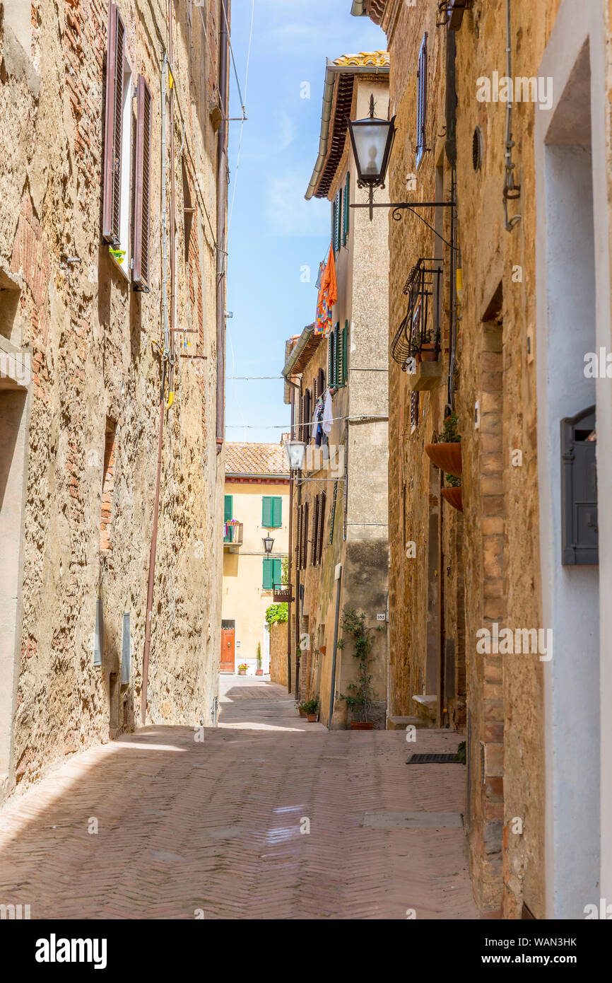 Italian village with alleys and houses Stock Photo - Alamy