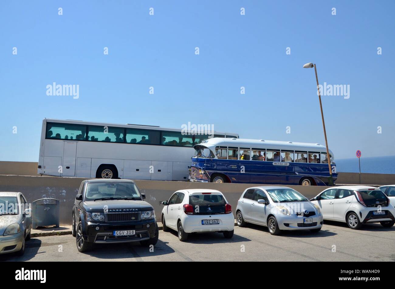 Vintage bus light hi-res stock photography and images - Alamy