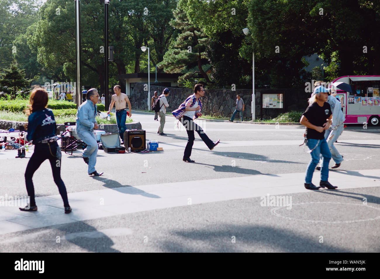 Yoyogi rockabilly dancers hi-res stock photography and images - Alamy
