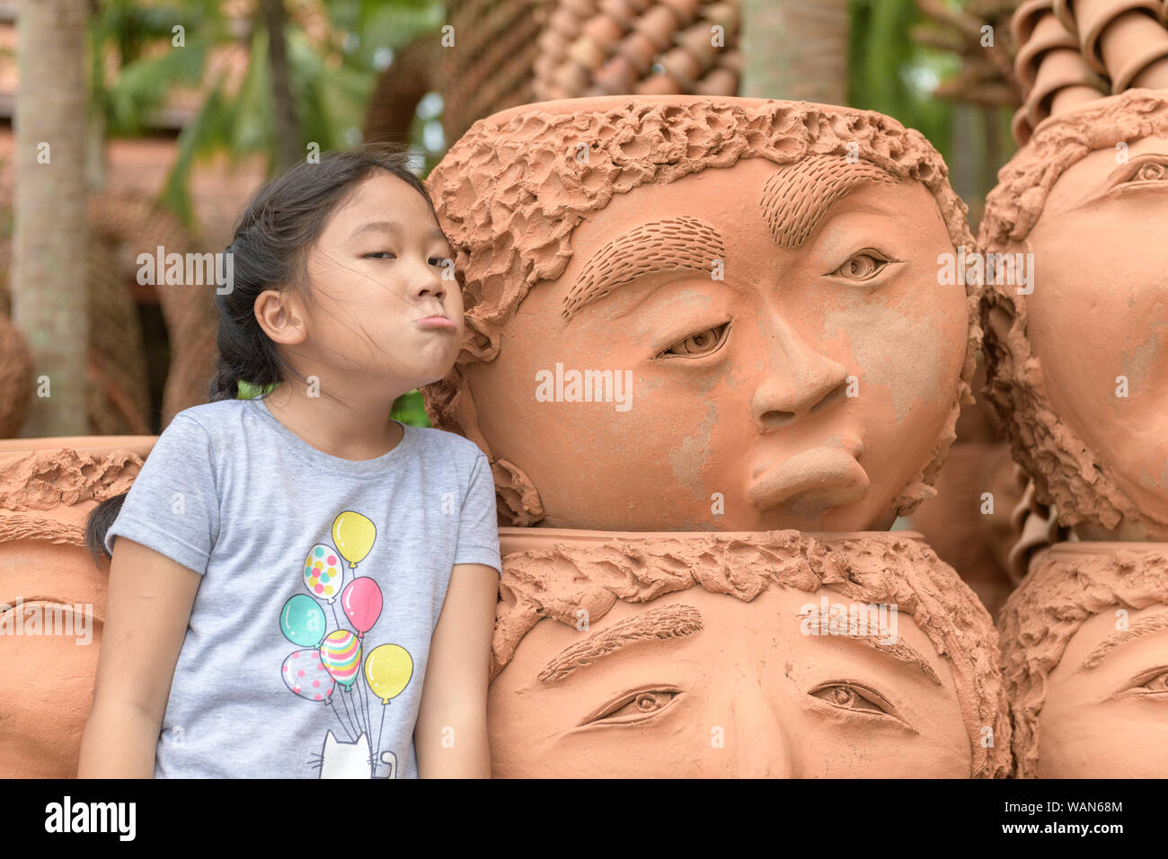 Upset emotion hi-res stock photography and images - Alamy