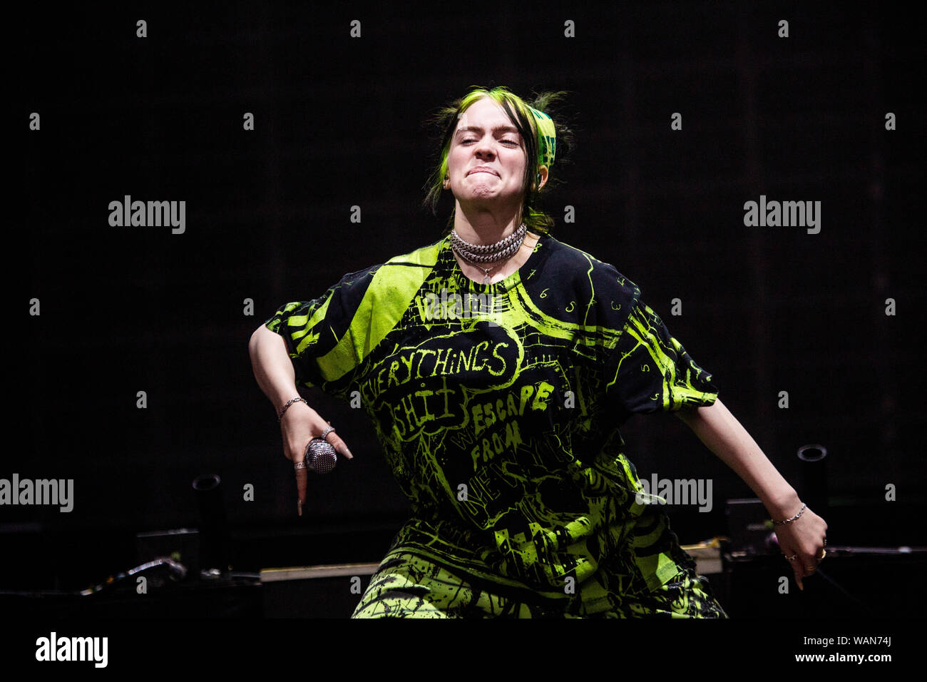 Billie eilish palco hi-res stock photography and images - Alamy