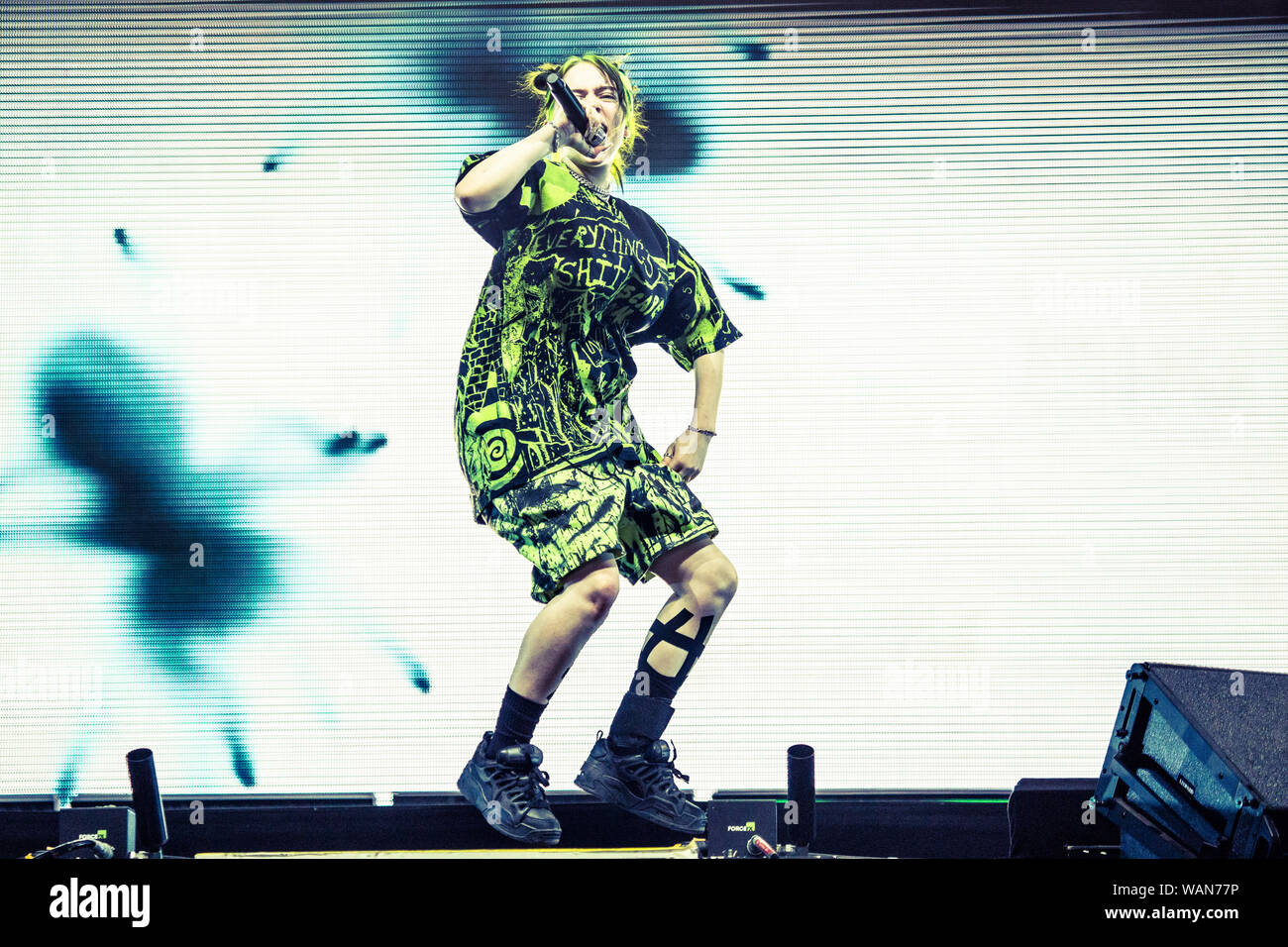Billie eilish concert hi-res stock photography and images - Alamy