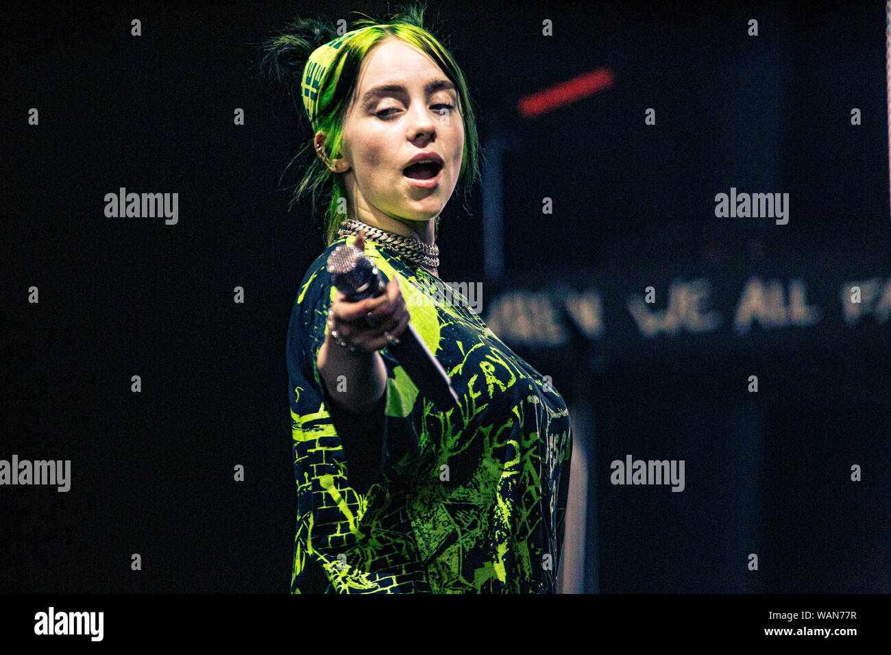 Billie eilish palco hi-res stock photography and images - Alamy