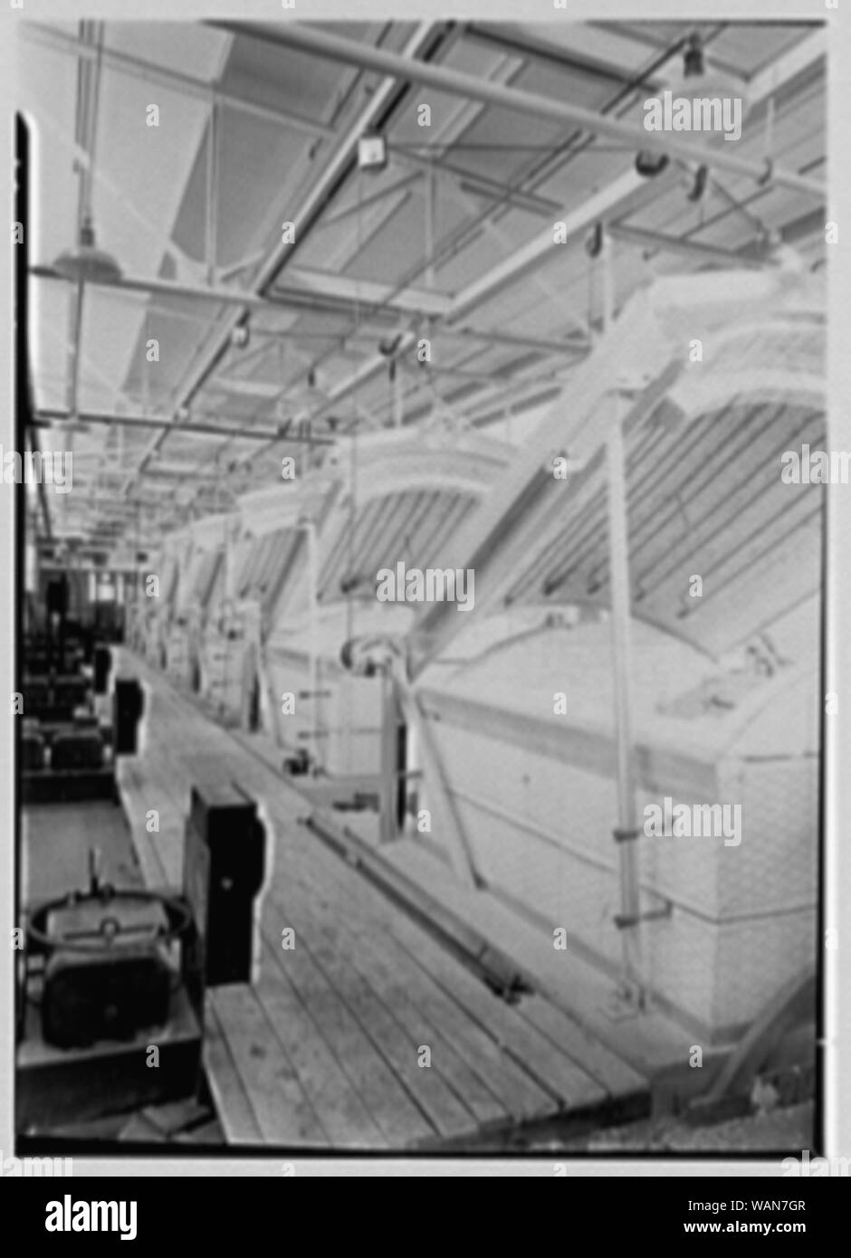 Corning glass manufacturing plant hi-res stock photography and images ...