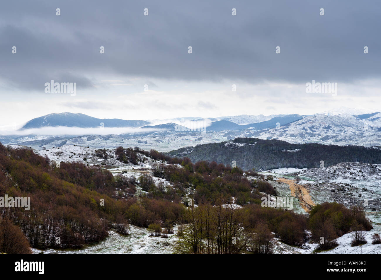 Snowscape from above hi-res stock photography and images - Alamy