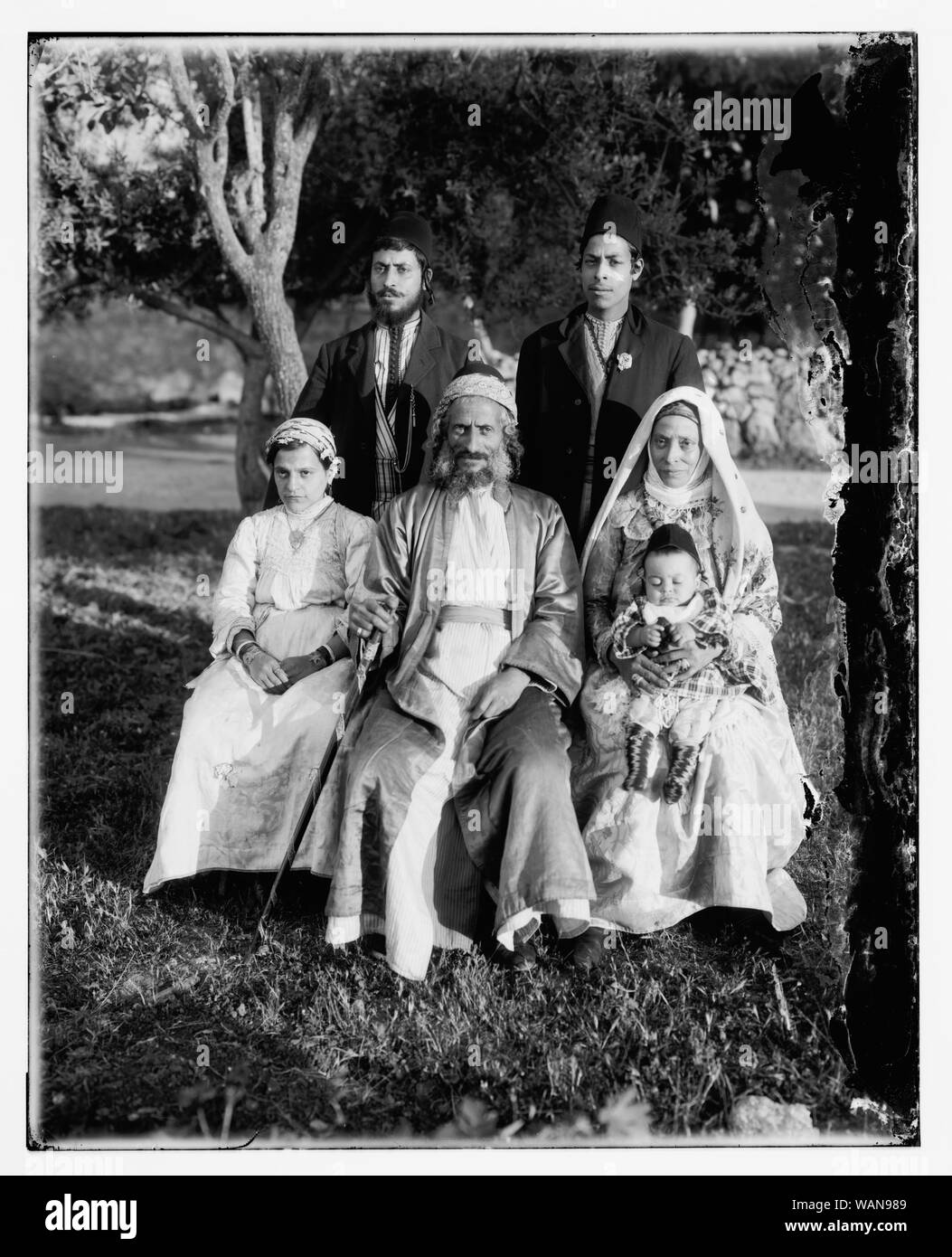 Costumes of jews Black and White Stock Photos & Images - Alamy