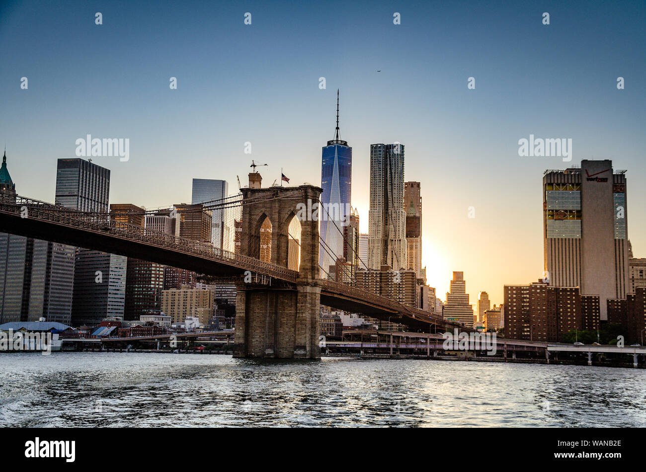Visit brooklyn bridge hi-res stock photography and images - Alamy
