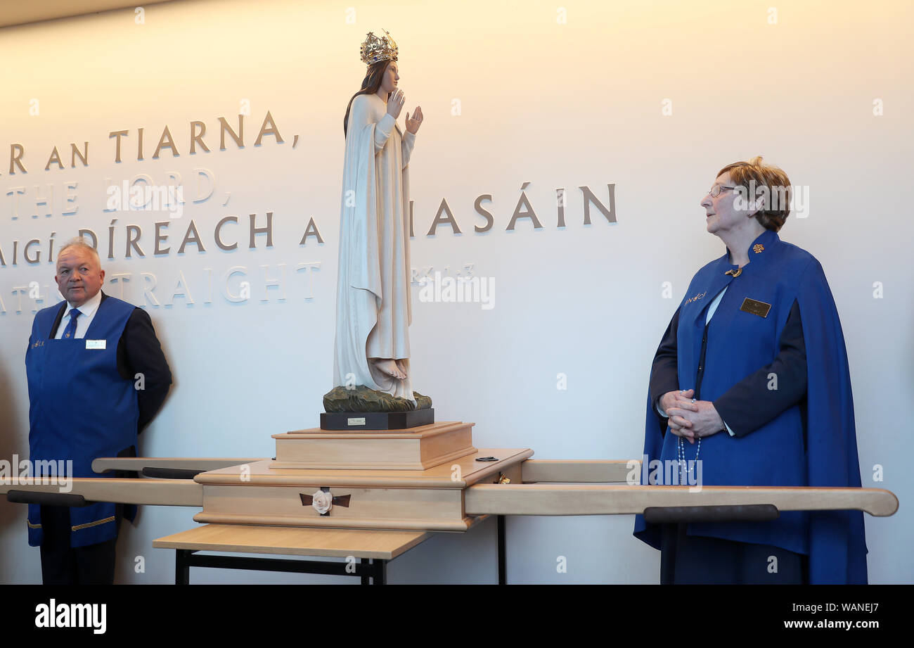 Members of 'Cairde Mhuire' with the new processional statue of Our Lady ...