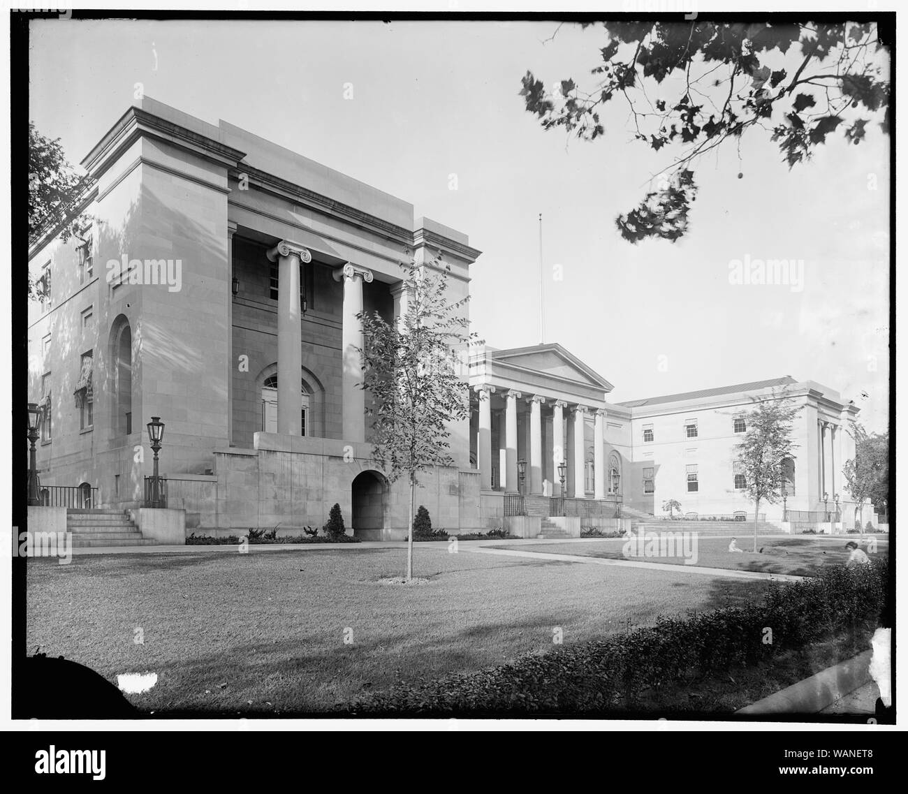 Court House exterior Stock Photo - Alamy