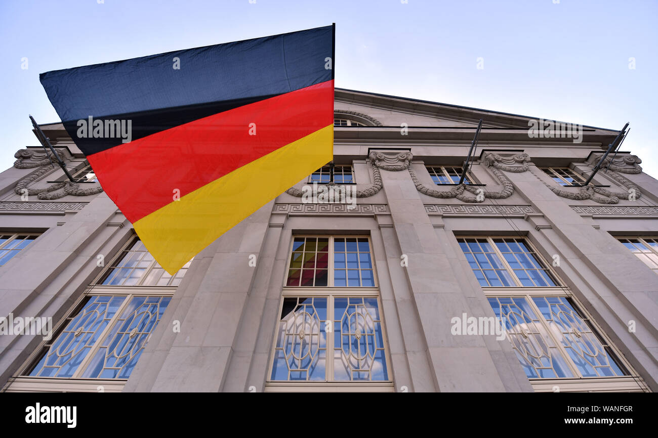 Weimar, Germany. 21st Aug, 2019. A German flag is flying at the ...