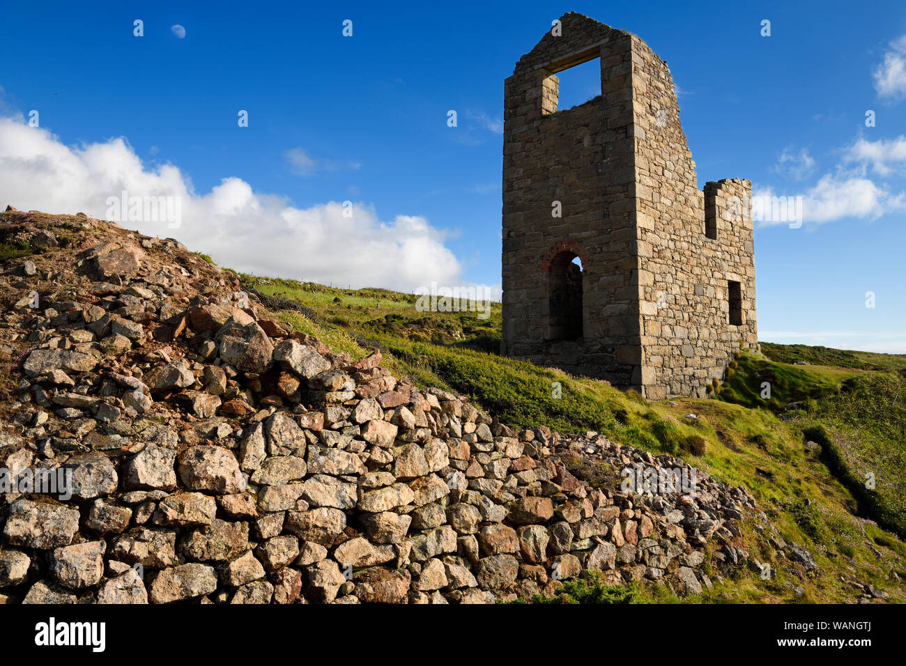 Moon rock hi-res stock photography and images - Alamy