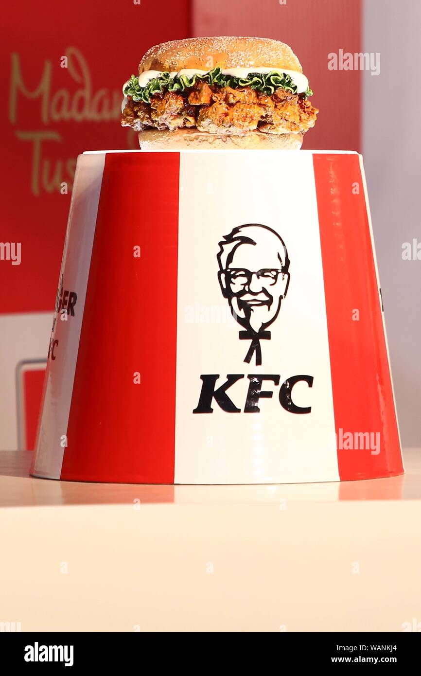 Kfc founder hi-res stock photography and images - Alamy