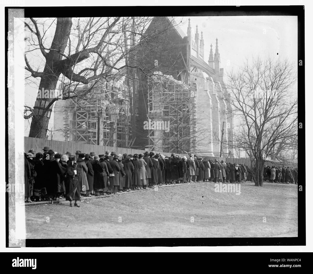 2 crowds Black and White Stock Photos & Images - Alamy