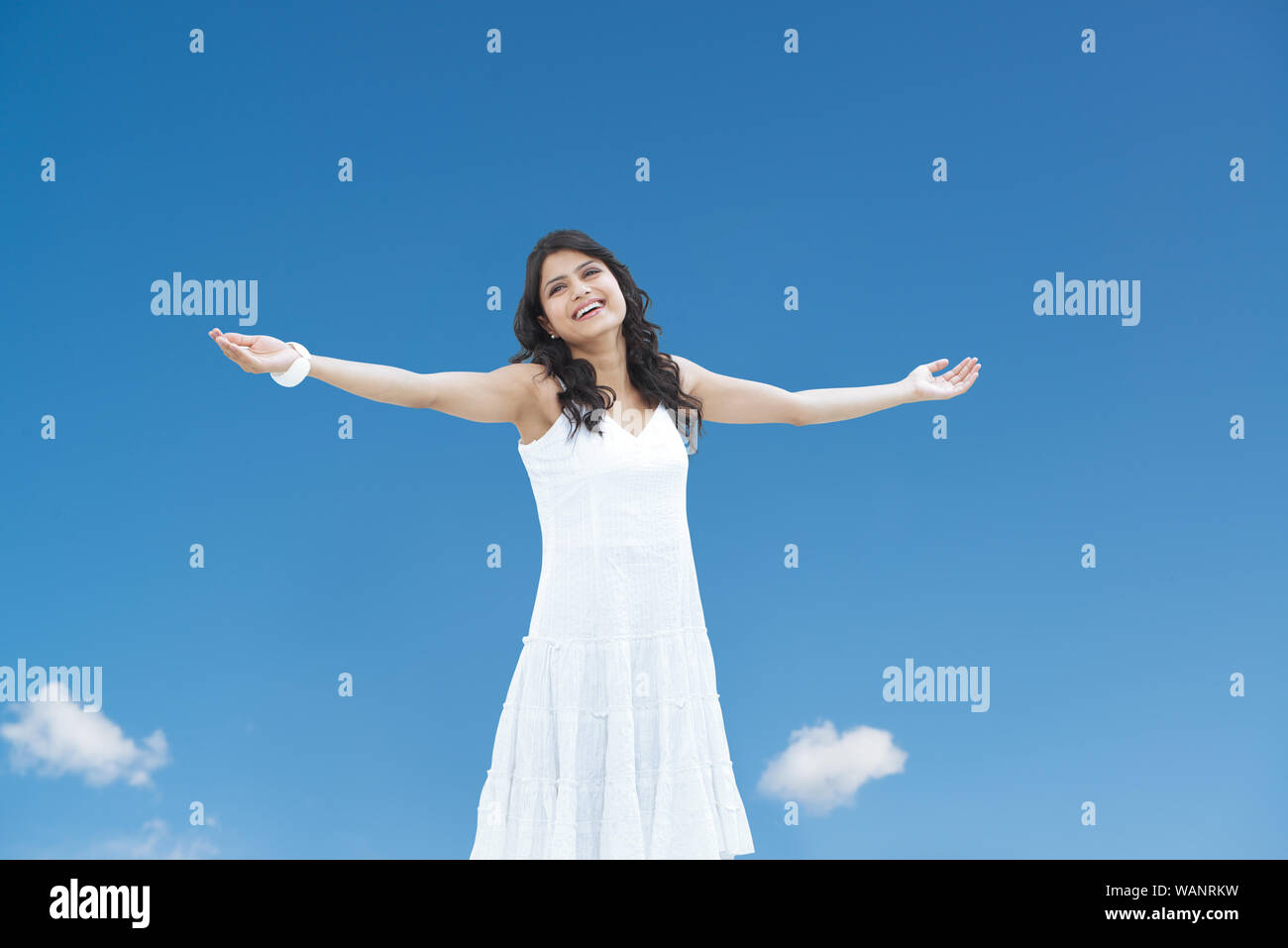 Outstretched arm hi-res stock photography and images - Alamy