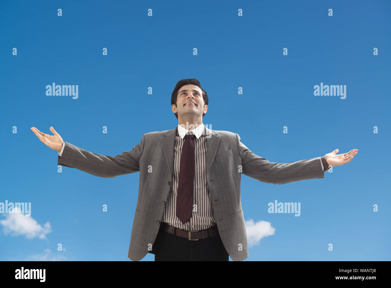 Arm outstretched hi-res stock photography and images - Alamy