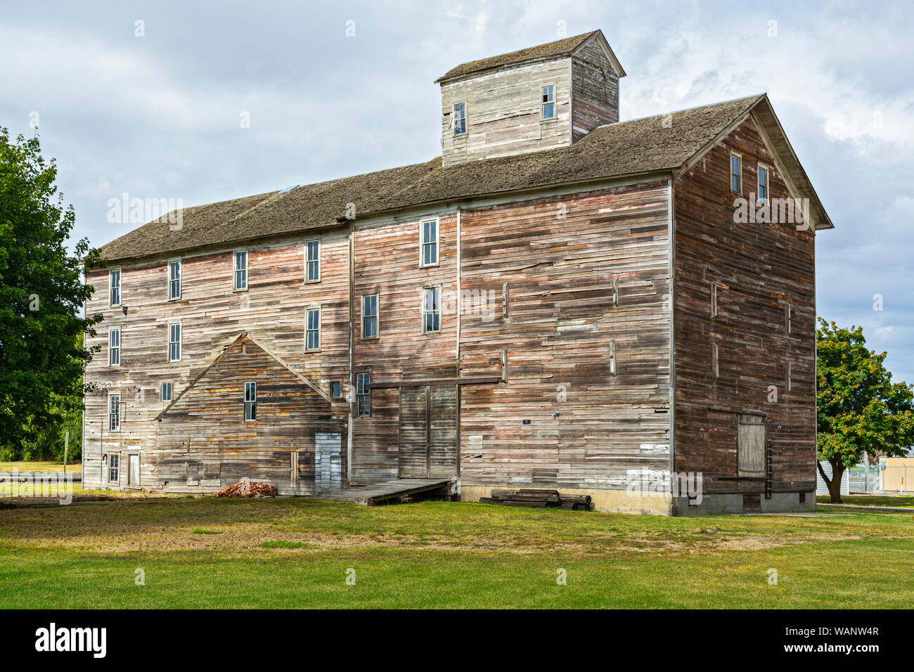 Washington, Palouse Region, Oakesdale, J.C. Barron Flour Mill, built ...