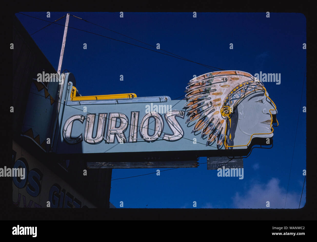 Cedar street sign hi-res stock photography and images - Alamy