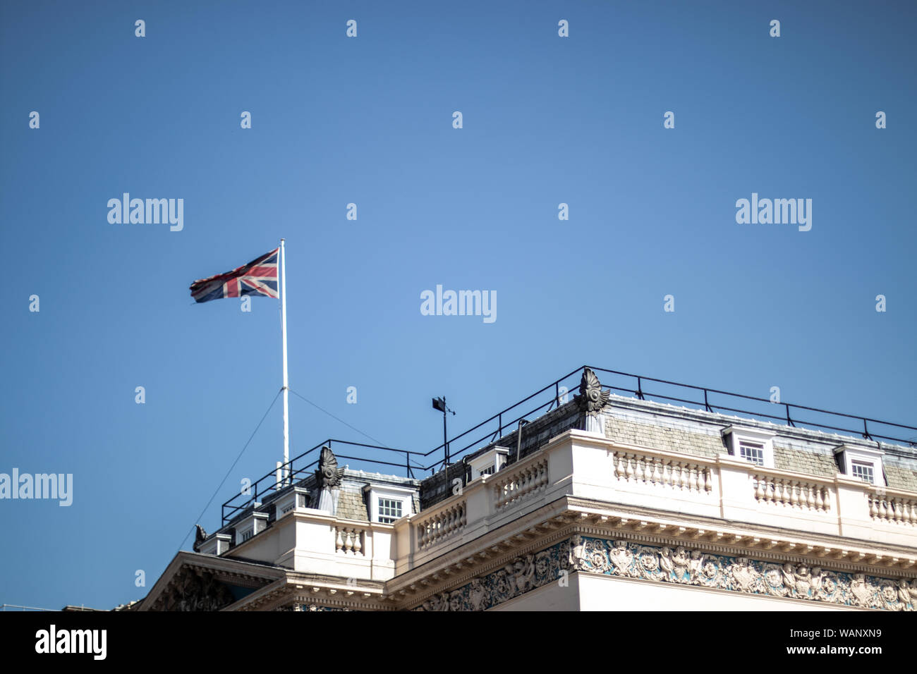 Flag pole on a building england hi-res stock photography and images - Alamy