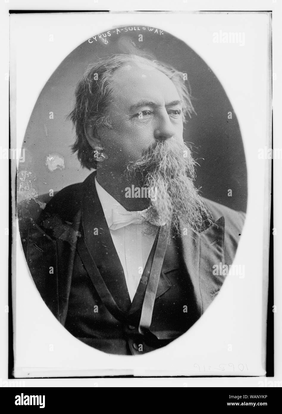 Cyrus Black and White Stock Photos & Images - Alamy