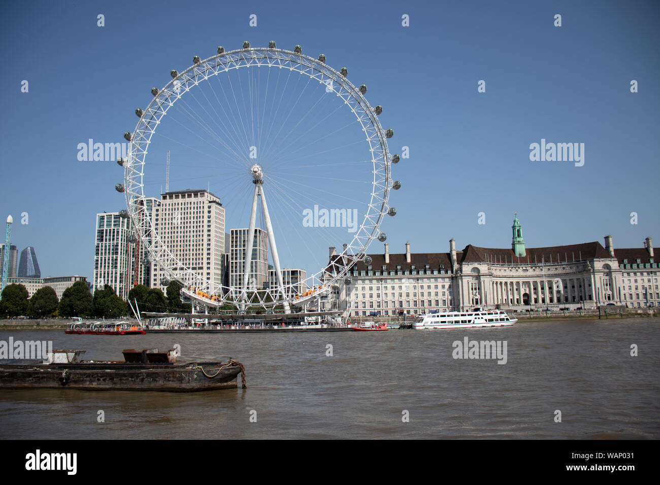 Eye symbol london blue hi-res stock photography and images - Alamy