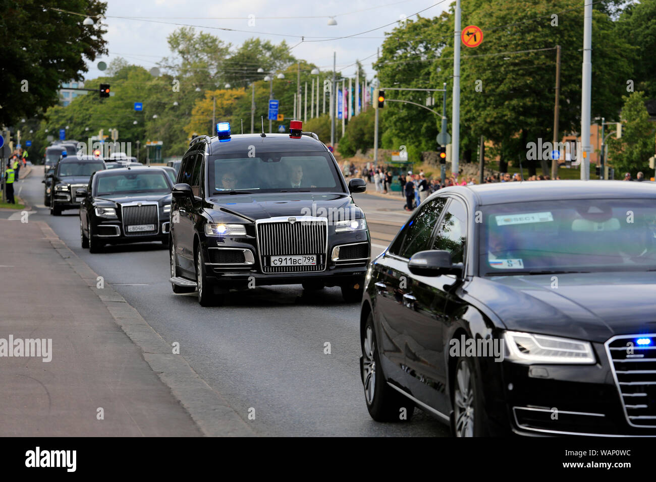 Putin motorcade hi-res stock photography and images - Alamy