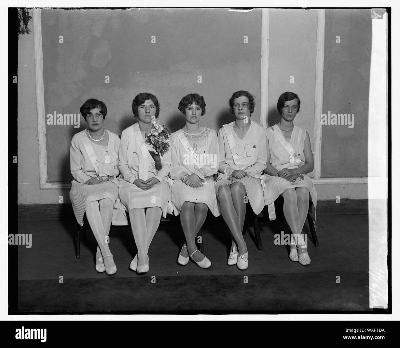 29 pages hi-res stock photography and images - Alamy