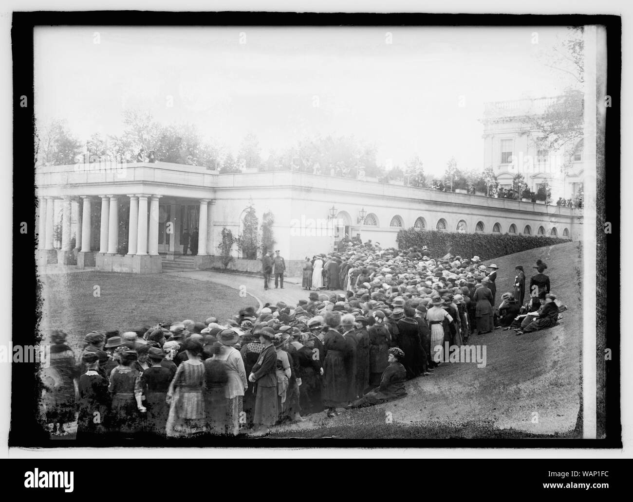 D r white Black and White Stock Photos & Images - Alamy