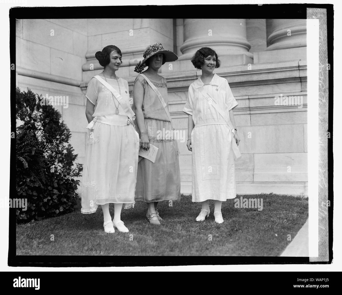 Col 4 Black and White Stock Photos & Images - Alamy