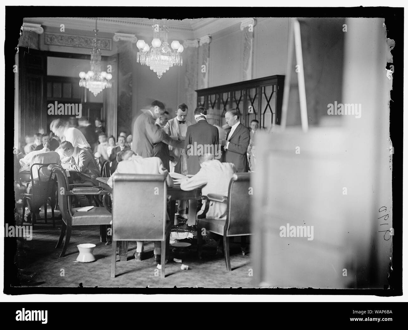 DRAFT WORLD WAR. DRAWING DRAFT Stock Photo - Alamy