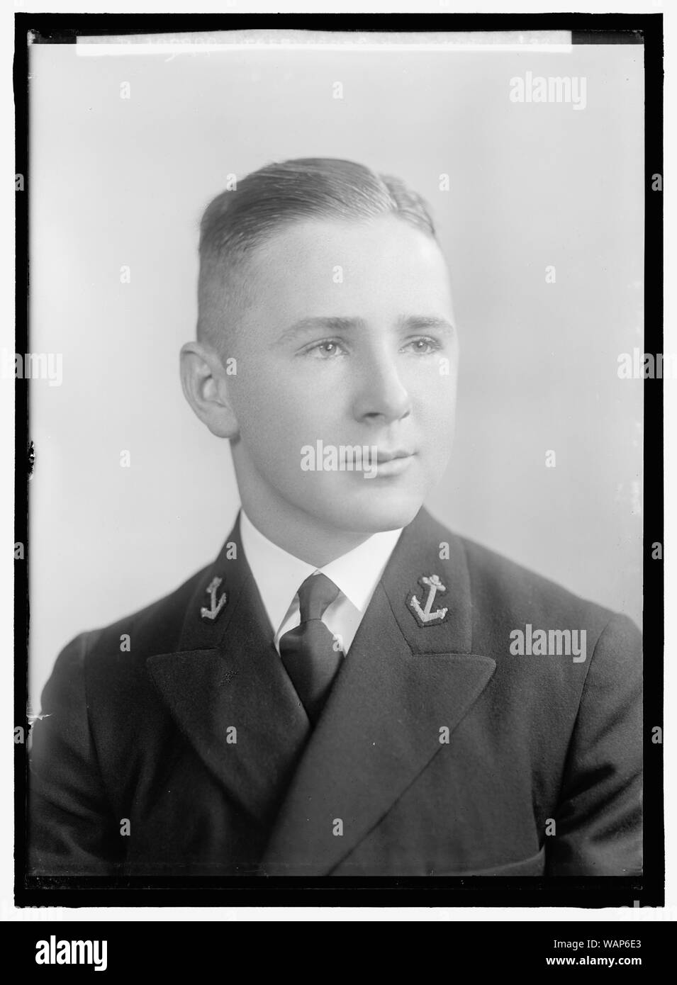 DRESSENDORFER, DAVID E. MIDSHIPMAN. PORTRAIT Stock Photo - Alamy