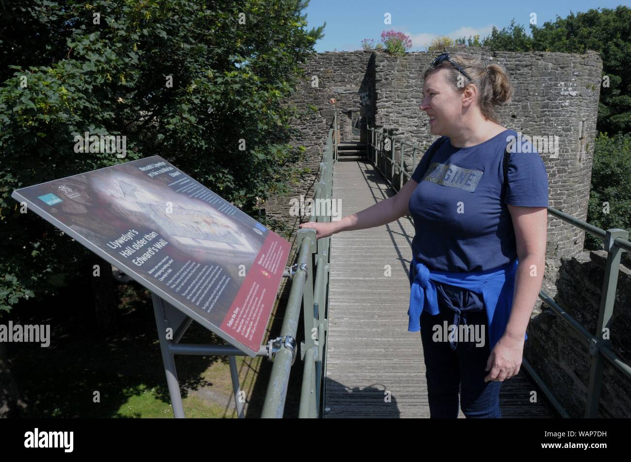 Conwy tourist information hi-res stock photography and images - Alamy